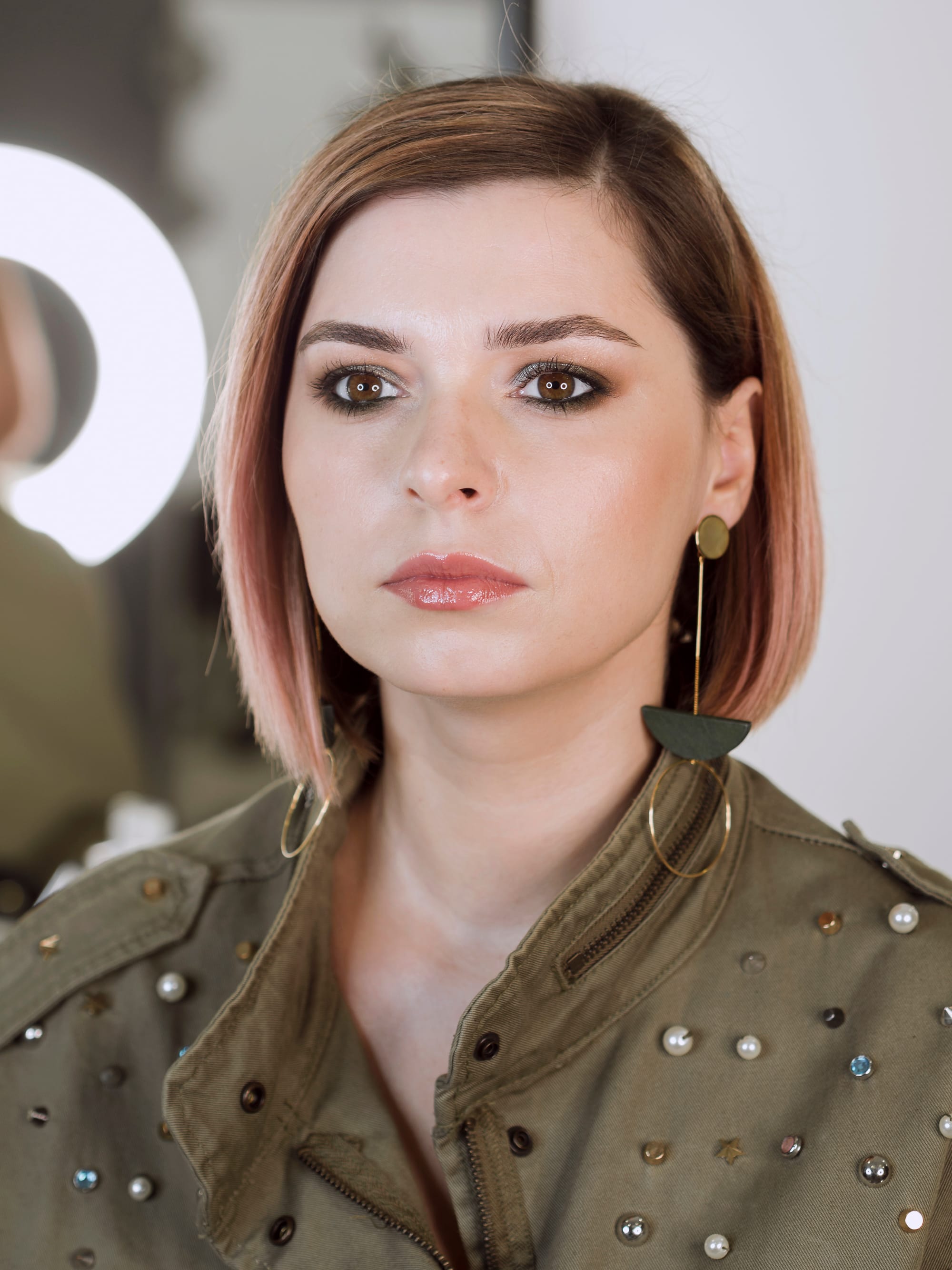 Celebrity Headshots: Iconic & Stylish Headshots Of Famous People