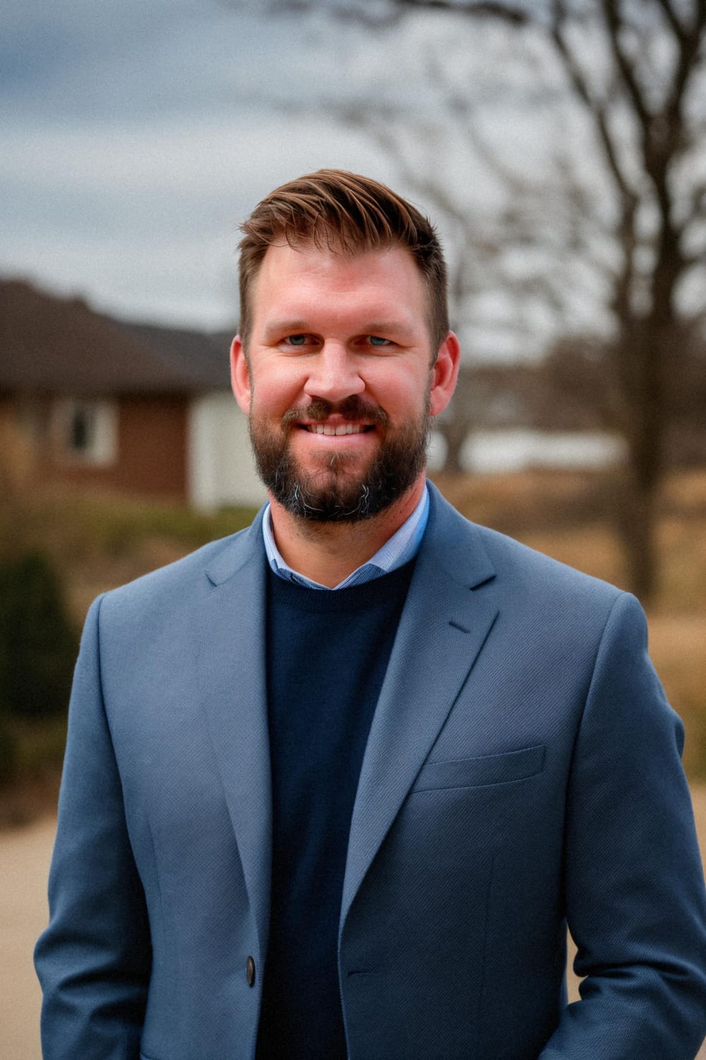 Headshot Sizes, Dimensions & Cropping Guide For A Professional Look